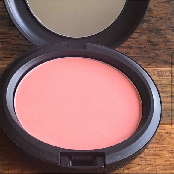 MAC Cosmetics | Makeup | Mac Alpha Girl Beauty Powder | Poshmark